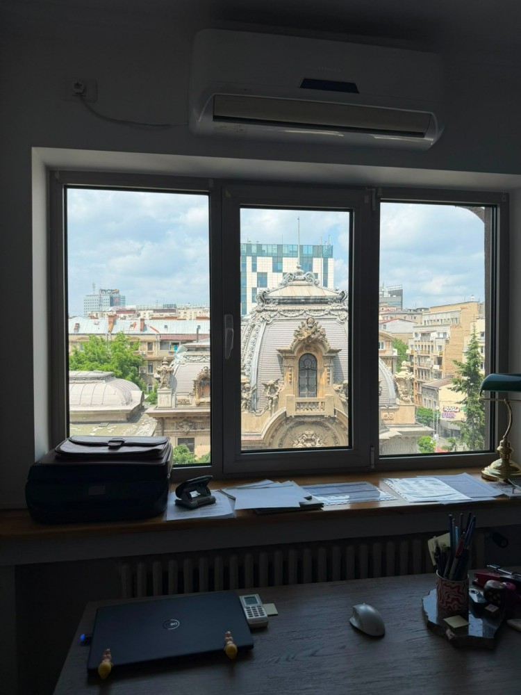 Apartament de vanzare 3 camere zona Calea Victoriei, Bucuresti 93 mp ...
